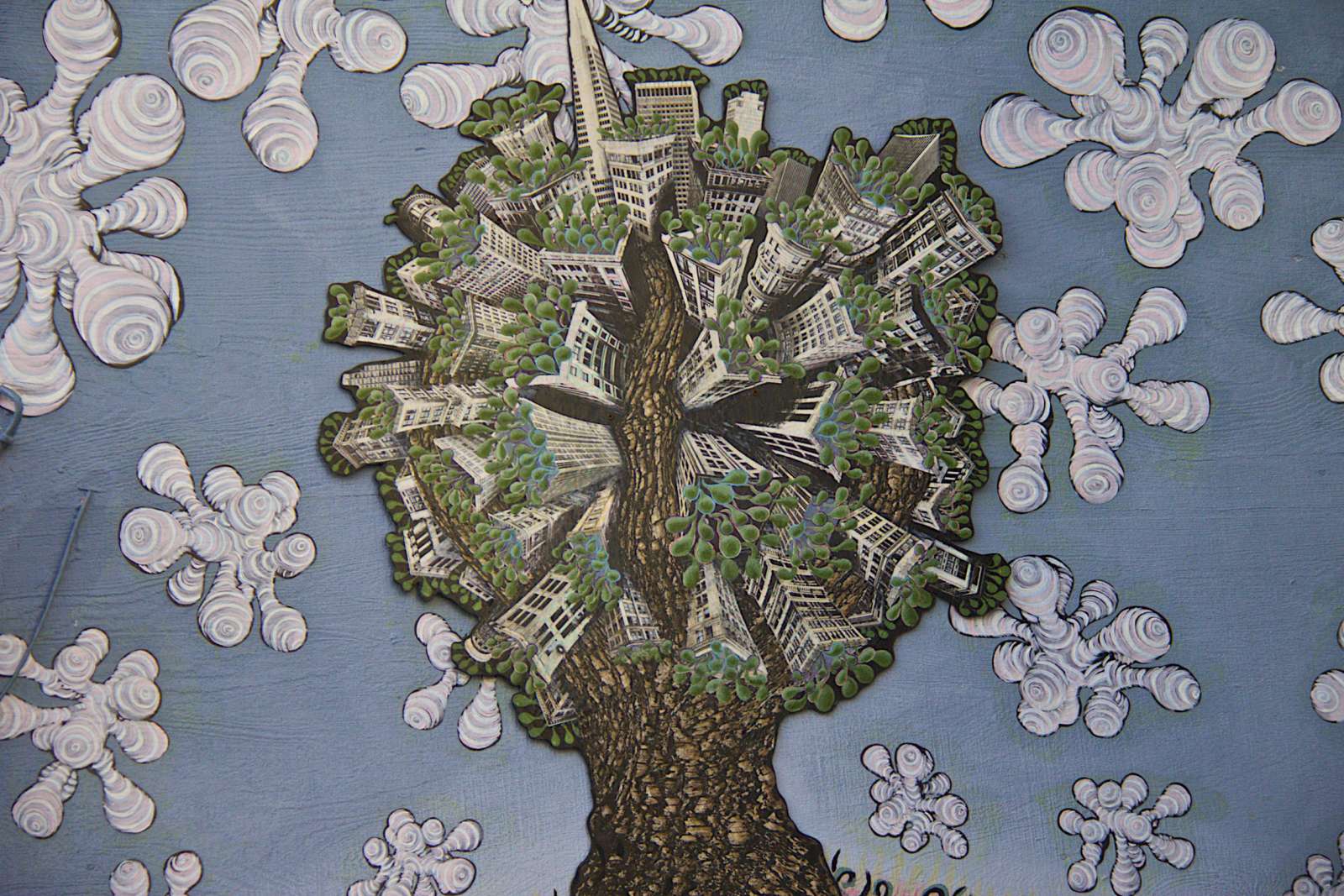 Street Art by Glowing Heads